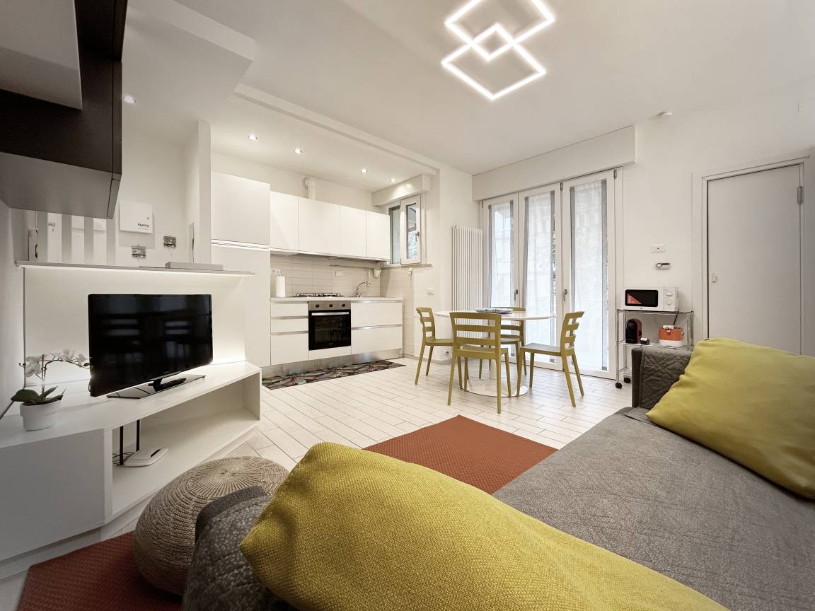Apartment ∙ 2 Bedrooms ∙ 6 Guests - Carrara