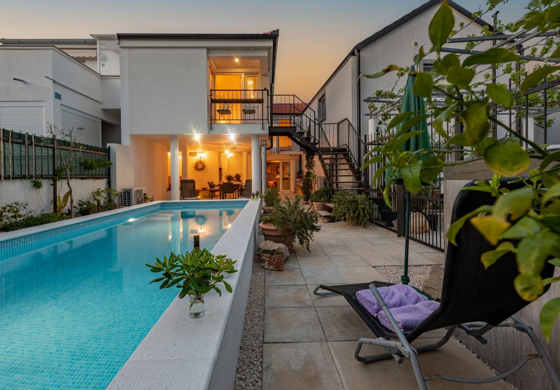 52 M² Villa ∙ 2 Bedrooms ∙ 4 Guests - Zaton