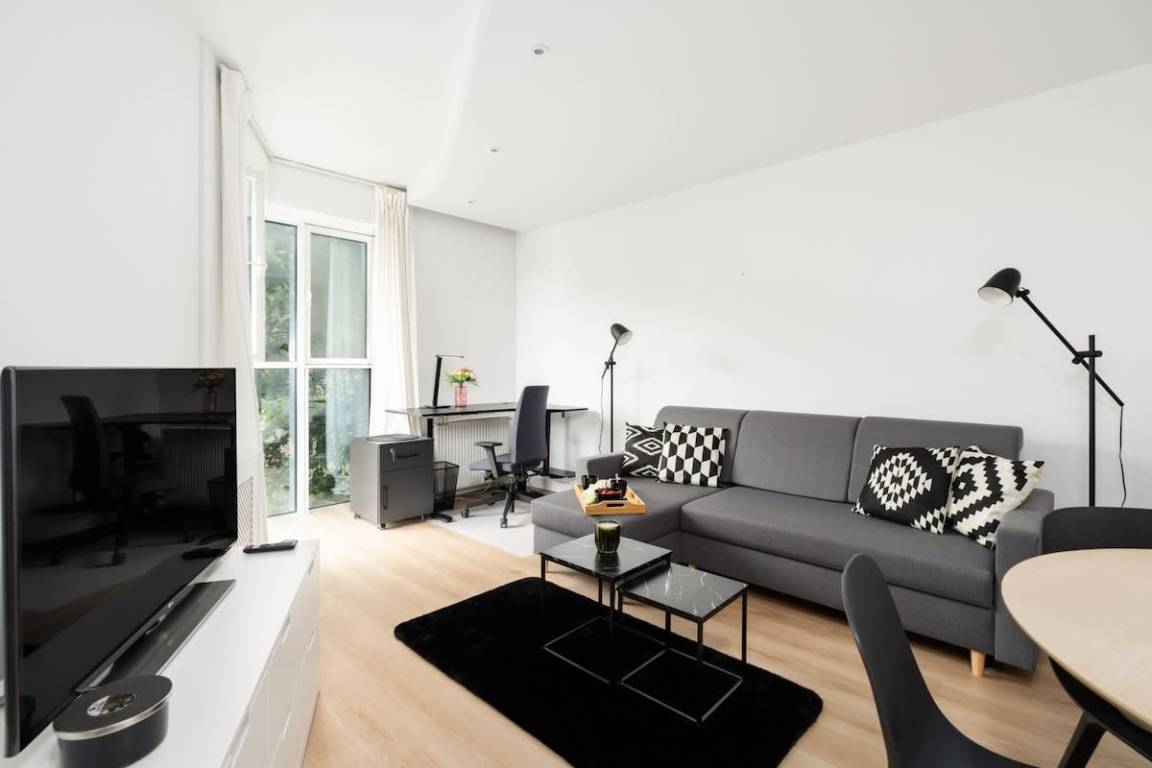 33 M² Enrumslägenhet ∙ 2 Gäster - Poznań