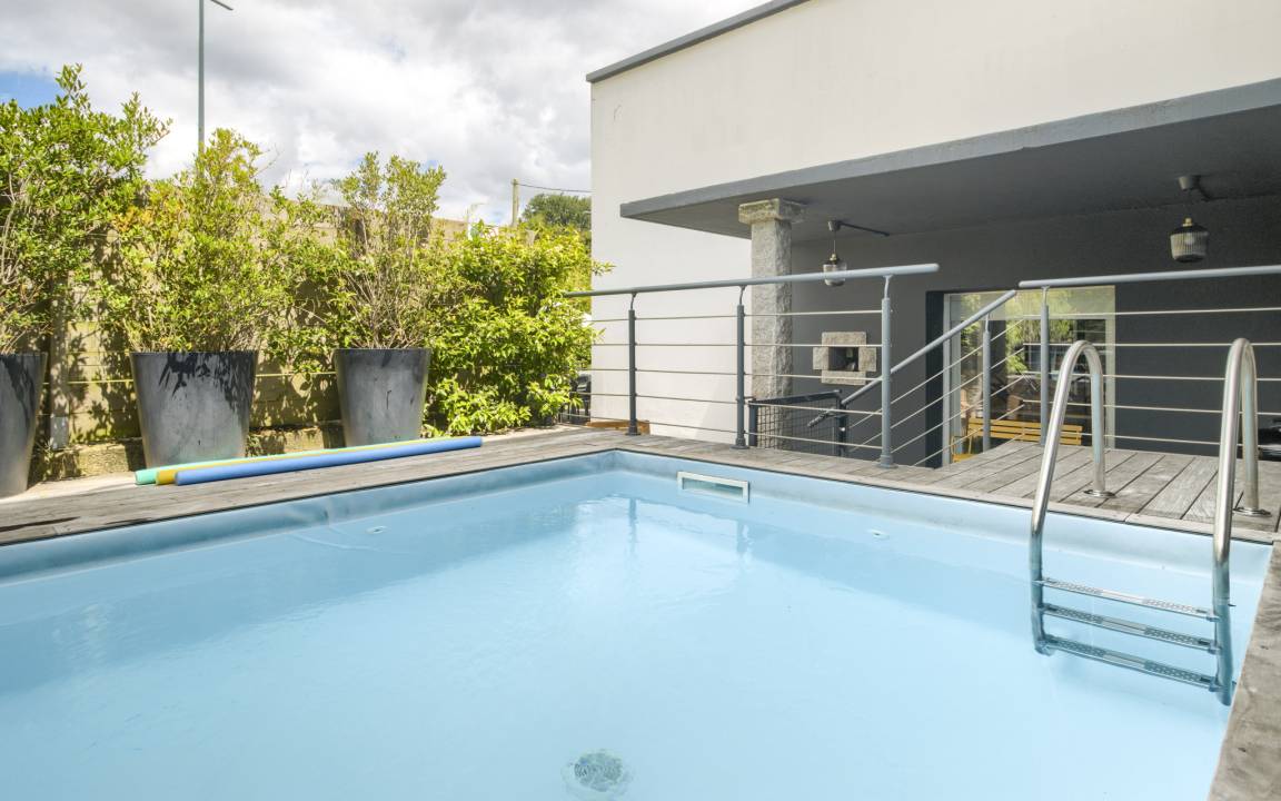 230 M² Maison De Vacances ∙ 4 Chambres ∙ 12 Personnes - Auray