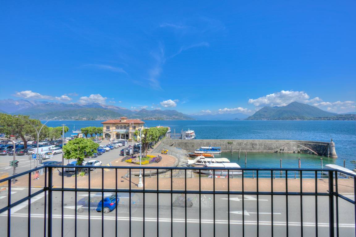 110 M² Appartement ∙ 3 Chambres ∙ 6 Personnes - Stresa