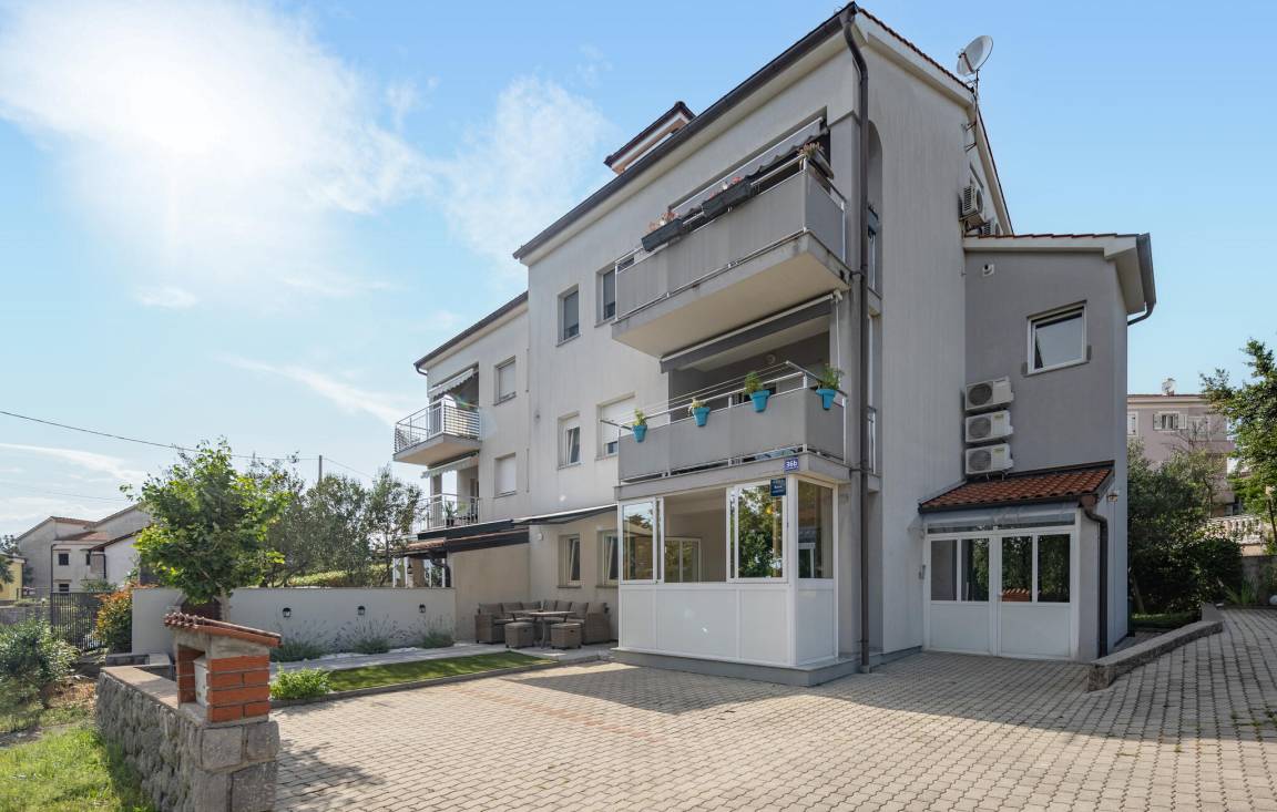 68 M² Apartamento ∙ 1 Habitación ∙ 4 Huéspedes - Rijeka