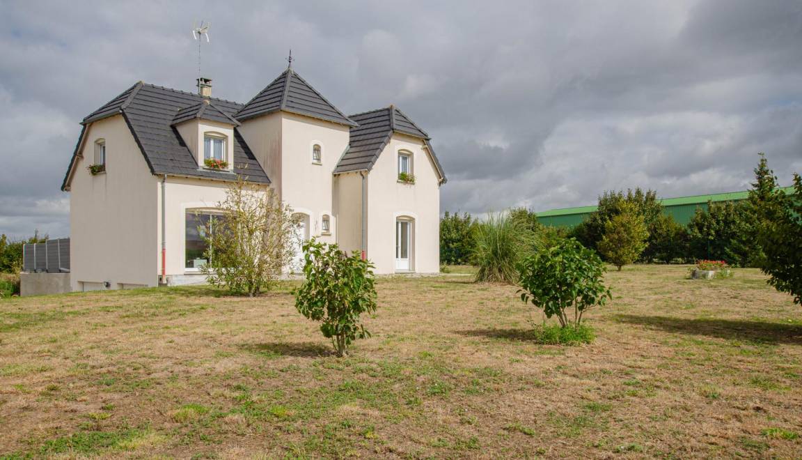141 M² Gîte ∙ 4 Chambres ∙ 7 Personnes - Arcis-sur-Aube