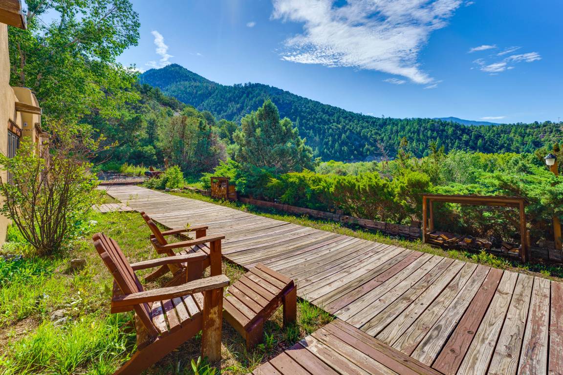 92 M² Apartment ∙ 2 Bedrooms ∙ 8 Guests - Taos Ski Valley, NM