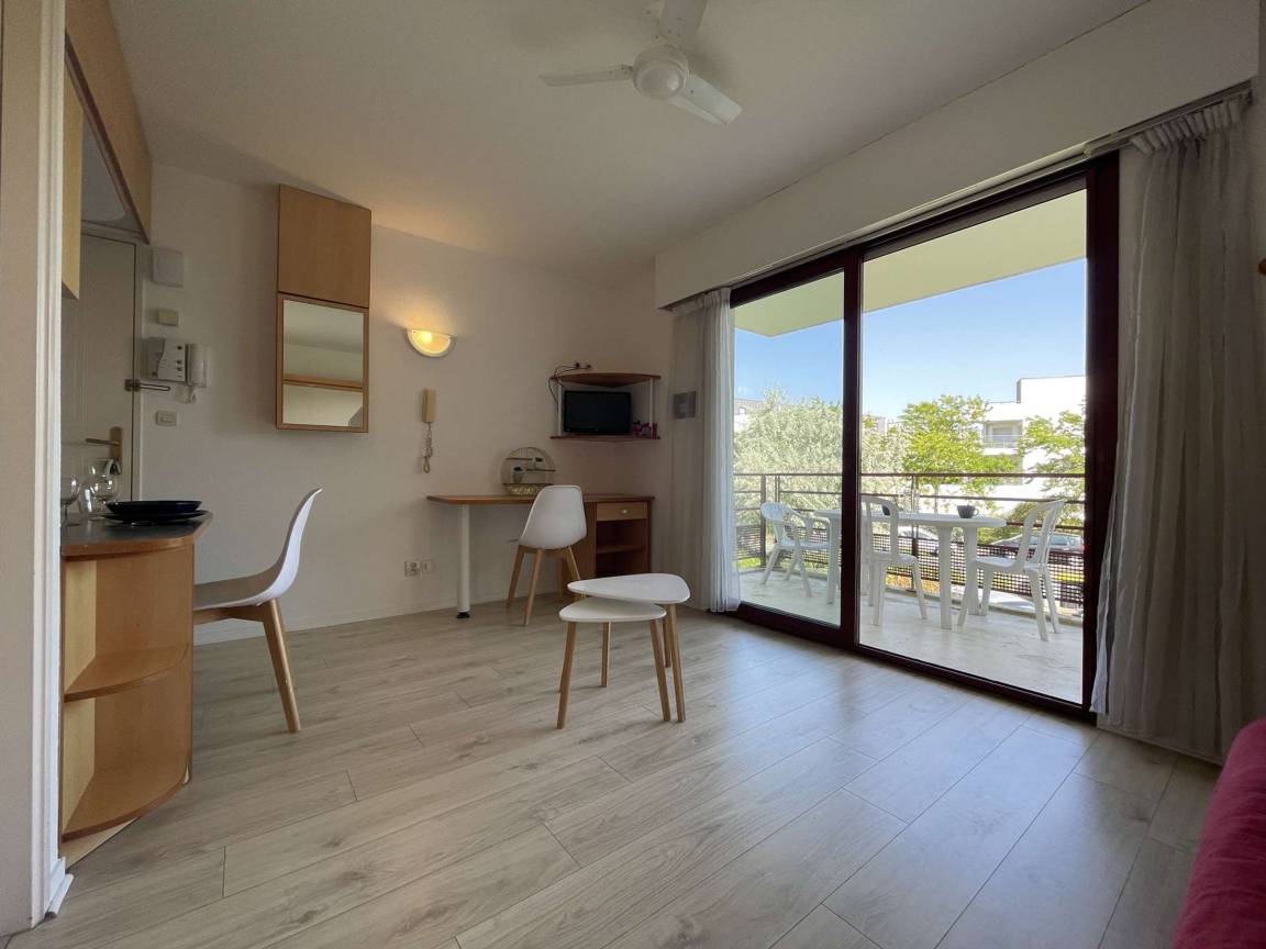 20 M² Estudio ∙ 1 Habitación ∙ 2 Huéspedes - La Rochelle