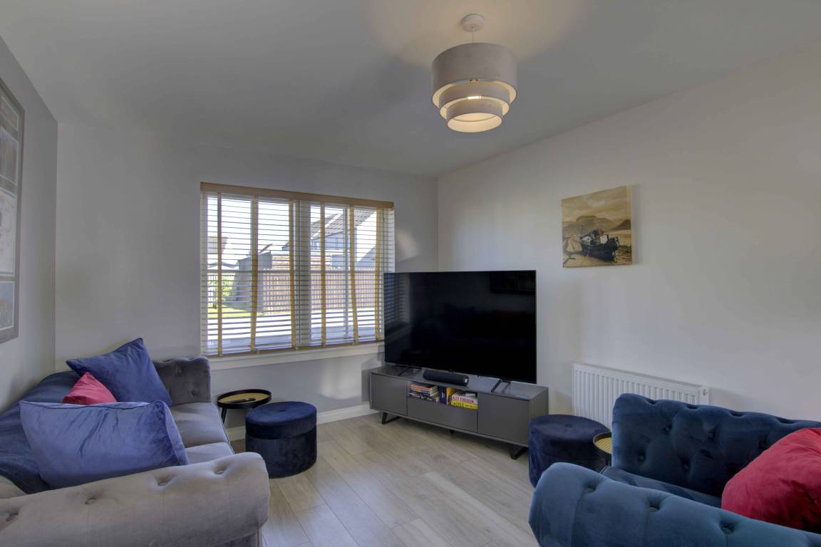 83 M² House ∙ 2 Bedrooms ∙ 4 Guests - Dornoch