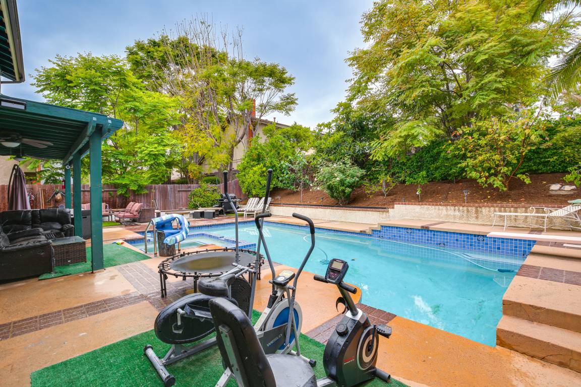 220 M² House ∙ 3 Bedrooms ∙ 6 Guests - Anaheim, CA