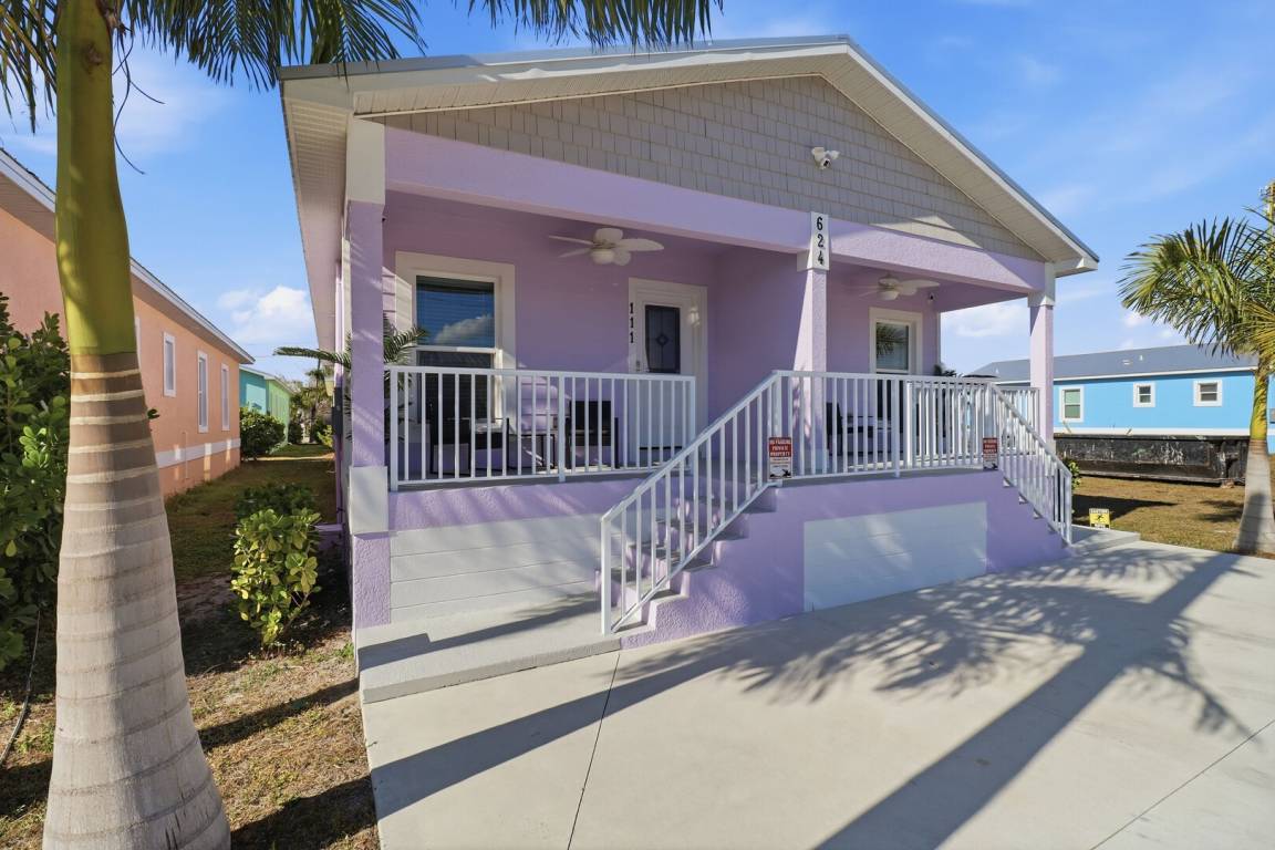 168 M² Apartment ∙ 2 Bedrooms ∙ 6 Guests - Punta Gorda, FL