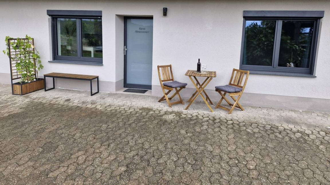 71 M² Ferienwohnung ∙ 1 Schlafzimmer ∙ 4 Gäste - Traben-Trarbach