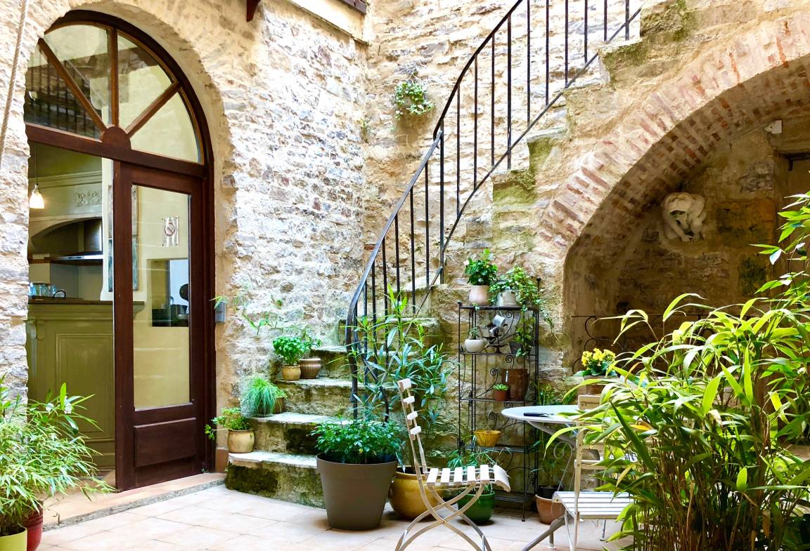 122 M² House ∙ 4 Bedrooms ∙ 8 Guests - Cordes-sur-Ciel