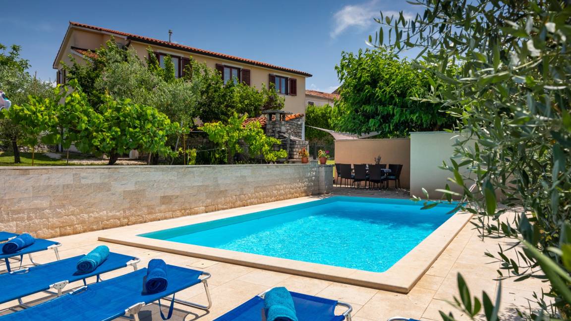 150 M² Villa ∙ 4 Schlafzimmer ∙ 8 Gäste - Izola