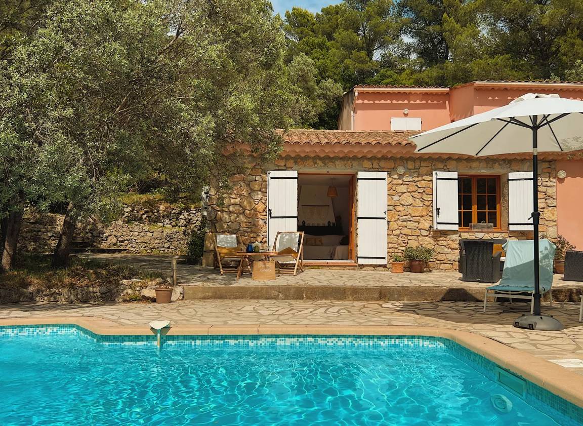 150 M² Maison De Vacances ∙ 3 Chambres ∙ 6 Personnes - Draguignan