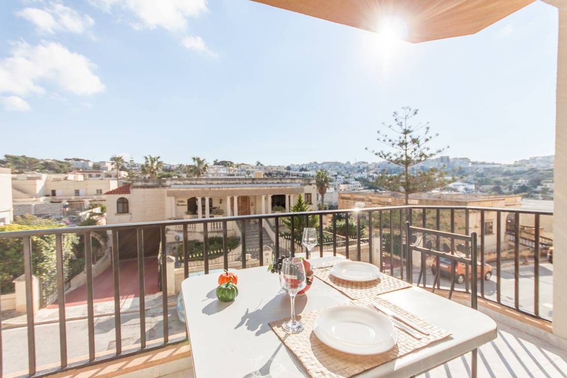 66 M² Apartamento ∙ 2 Habitaciones ∙ 6 Huéspedes - Malta