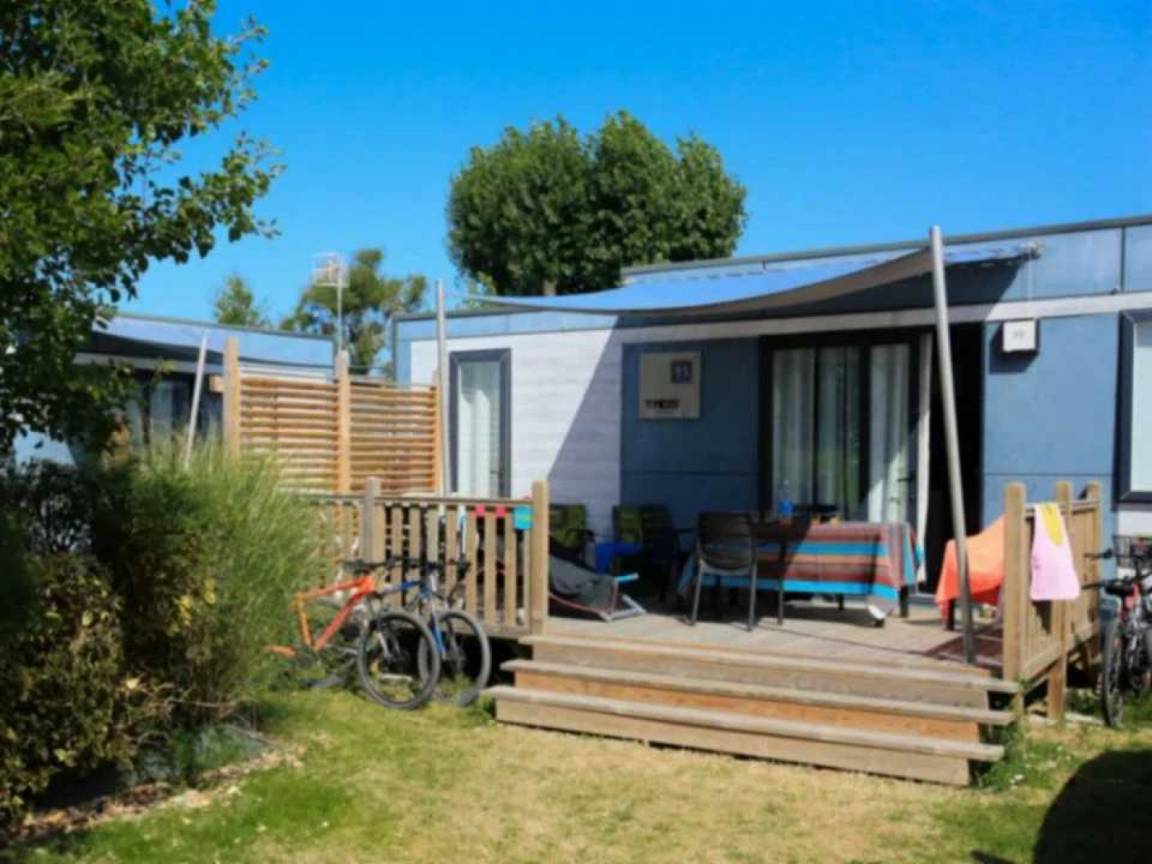 35 M² Camping ∙ 2 Bedrooms ∙ 5 Guests - Île de Ré
