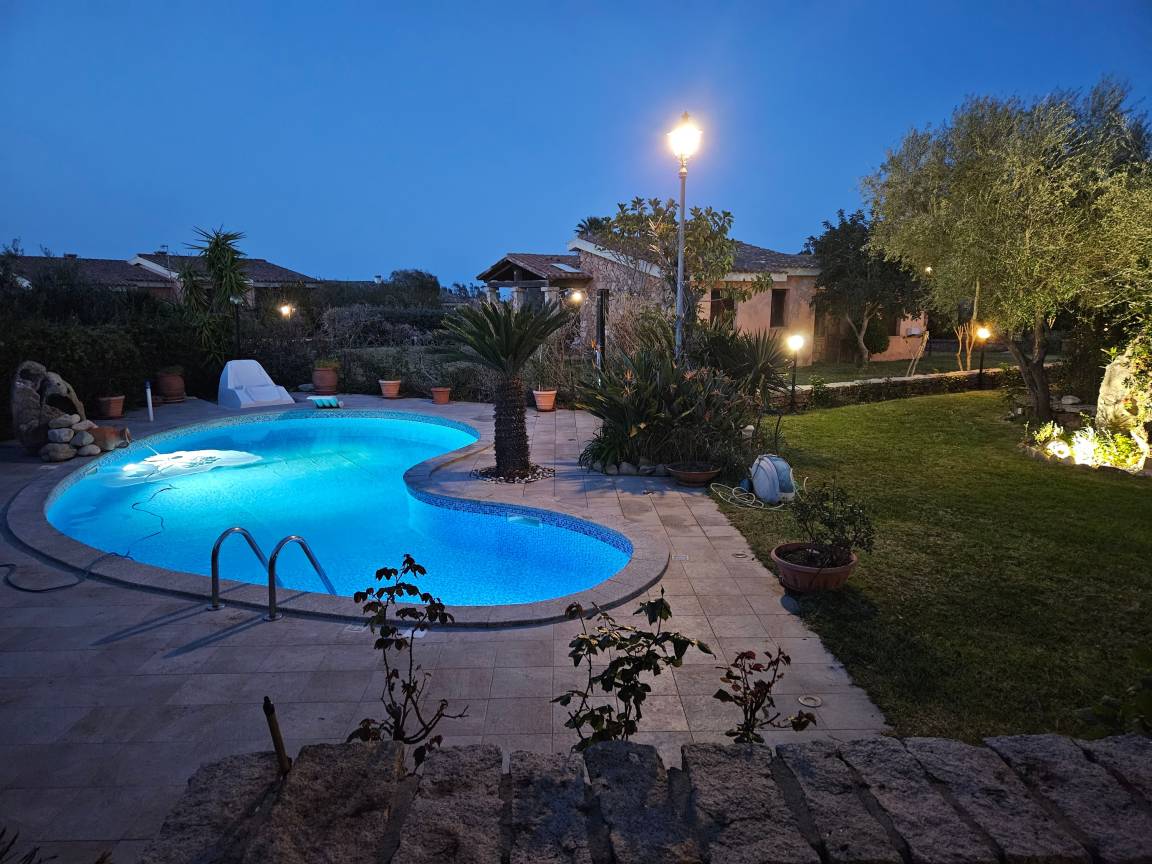 175 M² Villa Vacanza ∙ 6 Camere Da Letto ∙ 12 Ospiti - San Teodoro