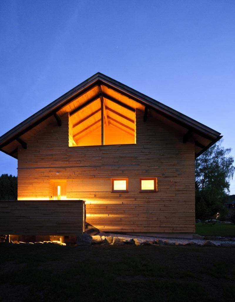 110 M² Ferienhaus ∙ 2 Schlafzimmer ∙ 4 Gäste - Deggendorf
