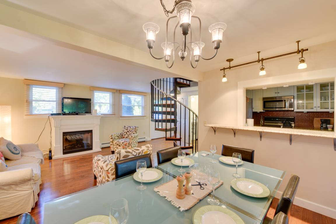 87 M² Apartment ∙ 2 Bedrooms ∙ 4 Guests - Provincetown, MA