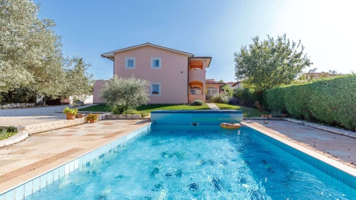 60 M² Huis ∙ 2 Slaapkamers ∙ 6 Gasten - Peroj