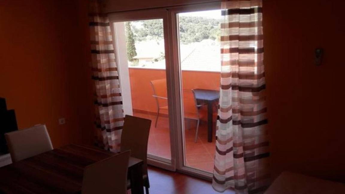 30 M² Apartamento ∙ 1 Habitación ∙ 3 Huéspedes - Jelsa