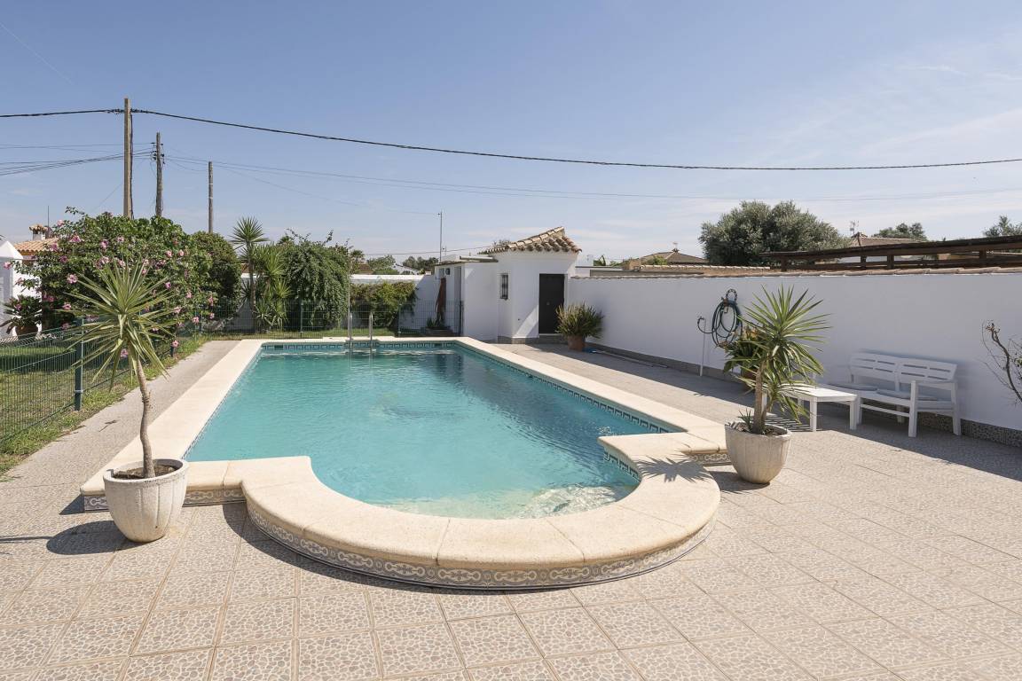 36 M² Chalet ∙ 2 Slaapkamers ∙ 4 Gasten - Chiclana de la Frontera