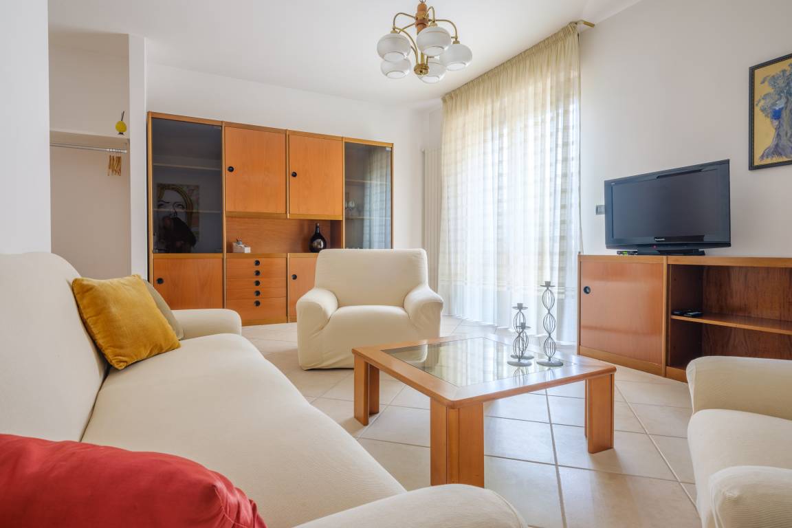75 M² Apartamento ∙ 1 Habitación ∙ 2 Huéspedes - Bríndisi