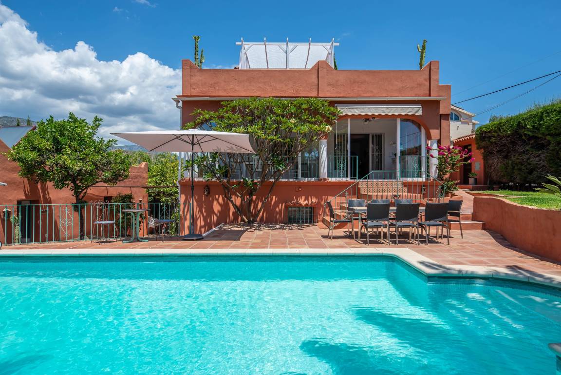 400 M² Villa ∙ 8 Slaapkamers ∙ 23 Gasten - Ojén