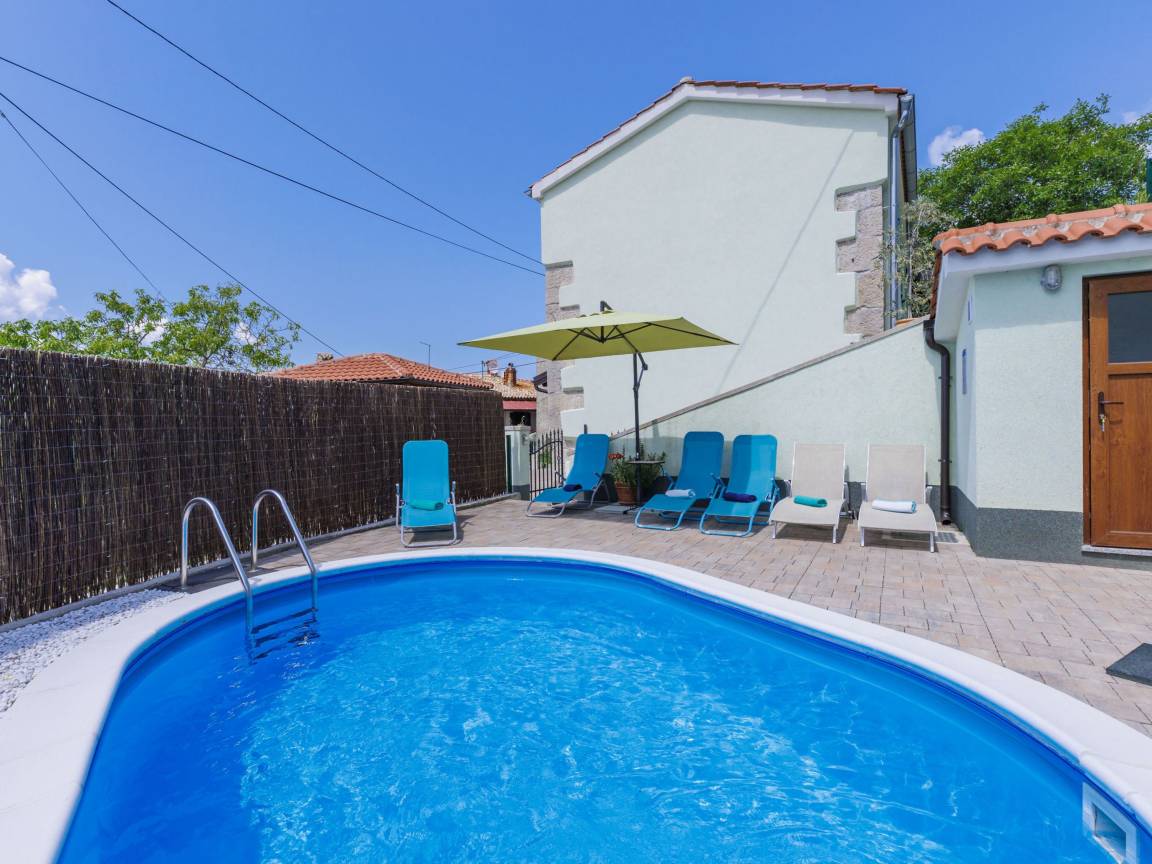 100 M² House ∙ 1 Bedroom ∙ 6 Guests - Buzet