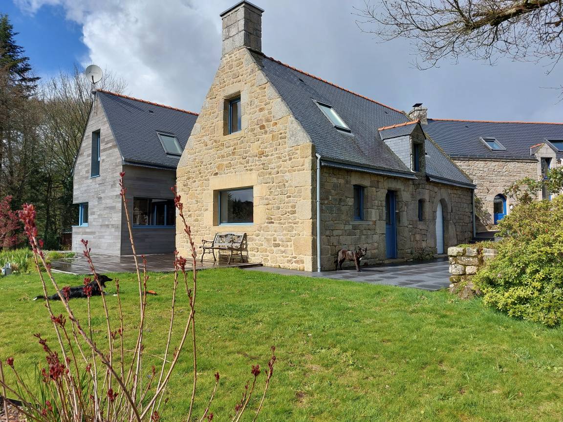 120 M² Maison De Vacances ∙ 3 Chambres ∙ 6 Personnes - Baud