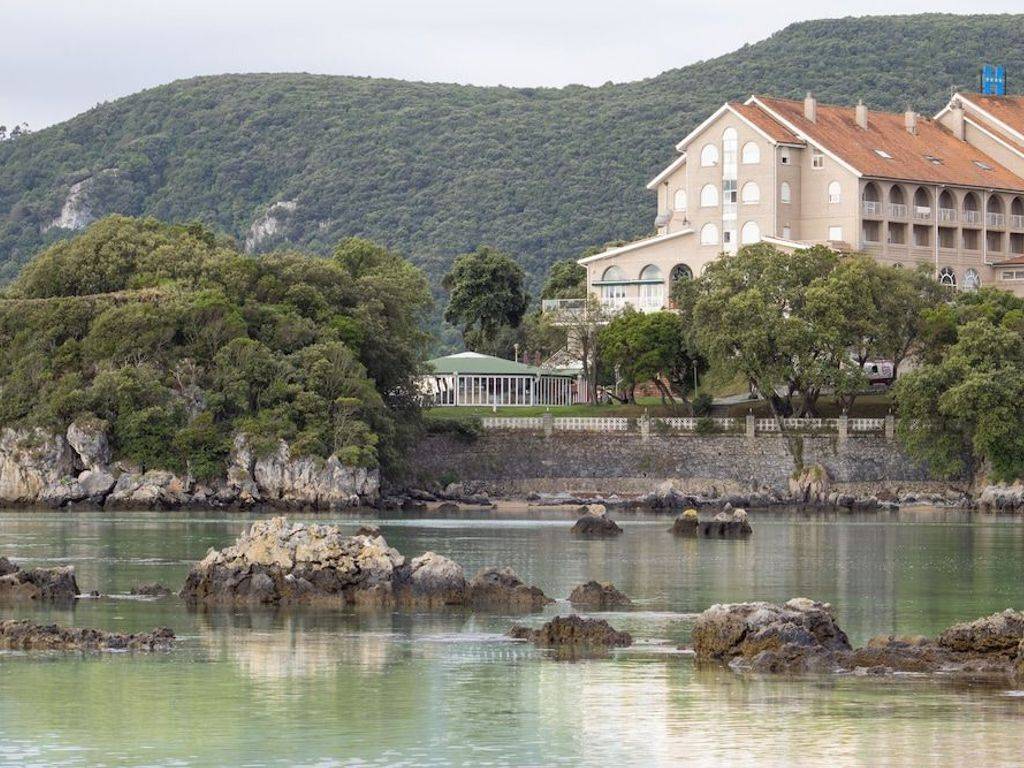 Hotel Olimpo - Isla