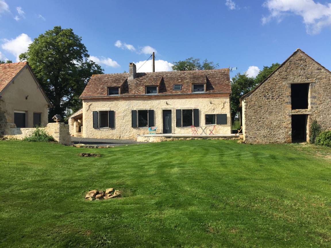160 M² Cottage ∙ 4 Chambres ∙ 10 Personnes - Sarthe