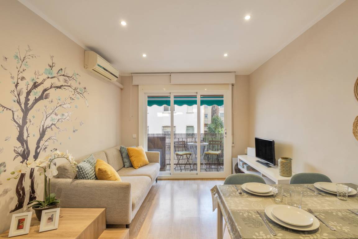60 M² Apartment ∙ 2 Bedrooms ∙ 4 Guests - El Masnou