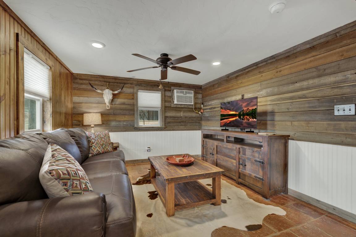54 M² Cabin ∙ 1 Bedroom ∙ 4 Guests - Fredericksburg, TX