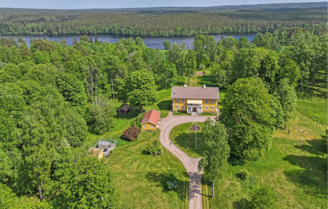 140 M² Lägenhet ∙ 2 Sovrum ∙ 7 Gäster - Mullsjö