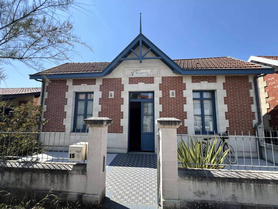 160 M² House ∙ 4 Bedrooms ∙ 8 Guests - Soulac-sur-Mer