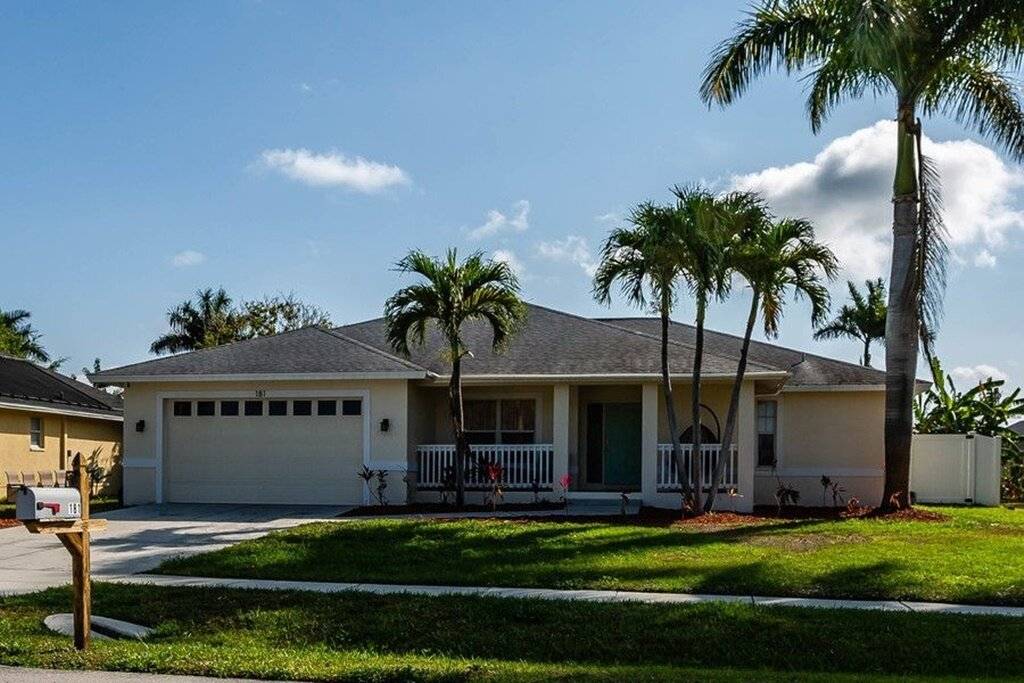 House ∙ 3 Bedrooms ∙ 7 Guests - Marco Island, FL