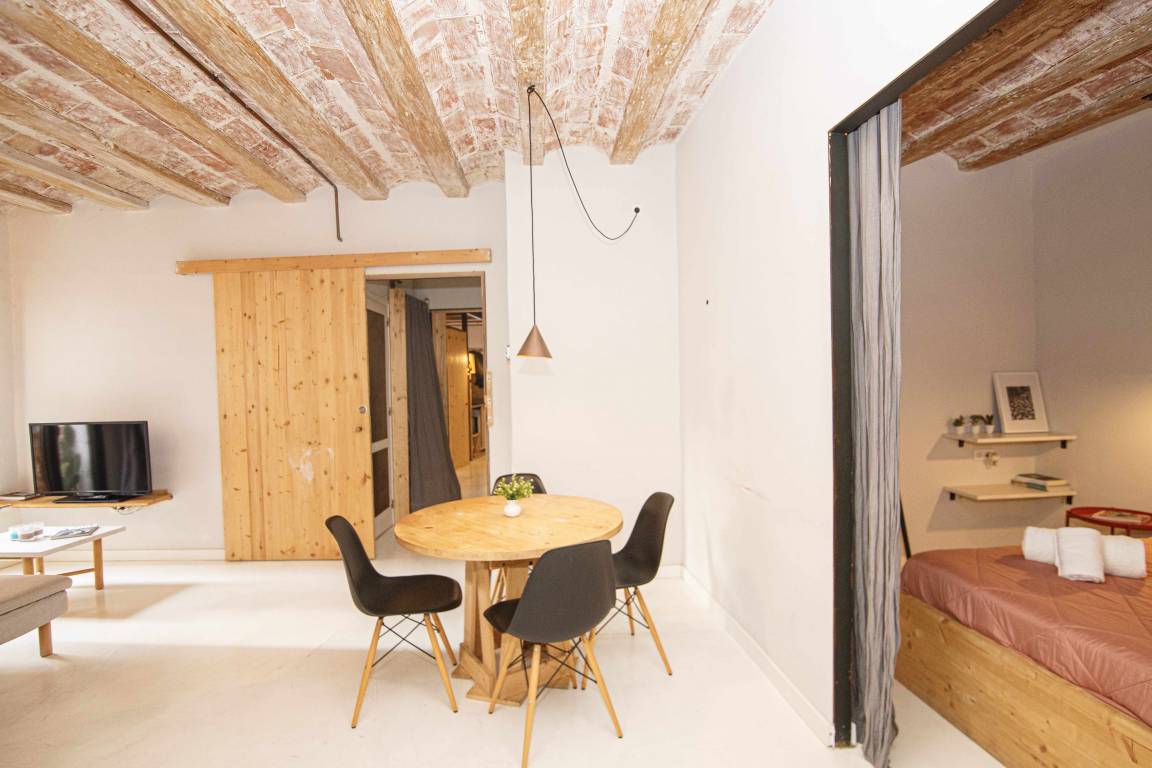 66 M² Ferienwohnung ∙ 2 Schlafzimmer ∙ 4 Gäste - Girona