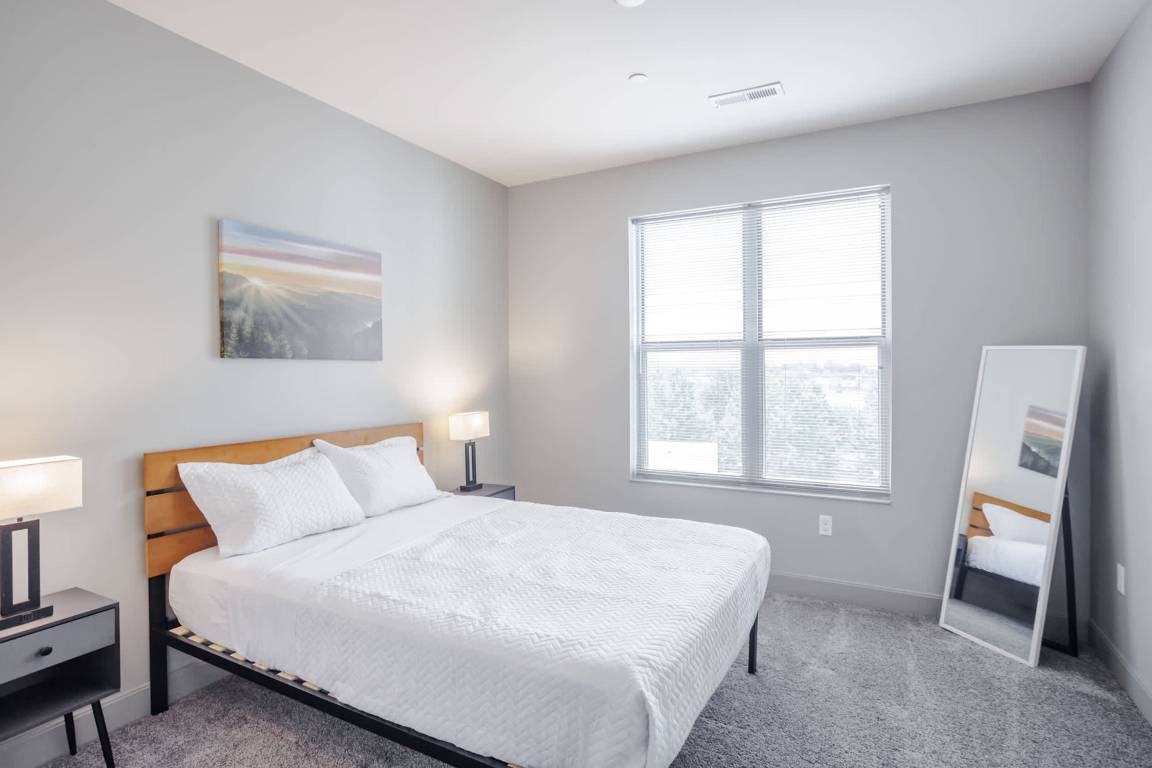 Apartment ∙ 1 Bedroom ∙ 3 Guests - Cincinnati Zoo & Botanical Garden, Cincinnati