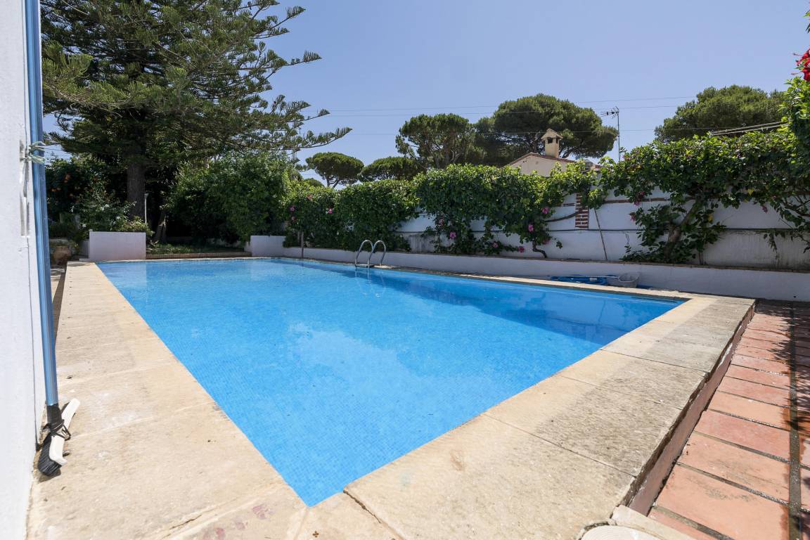 390 M² Villa ∙ 4 Slaapkamers ∙ 8 Gasten - Chiclana de la Frontera