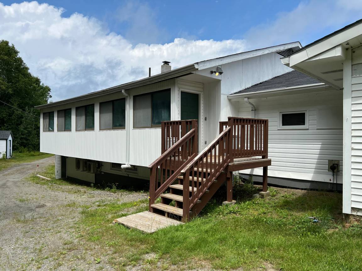 Condo ∙ 2 Bedrooms ∙ 4 Guests - Mount Kineo State Park, Greenville
