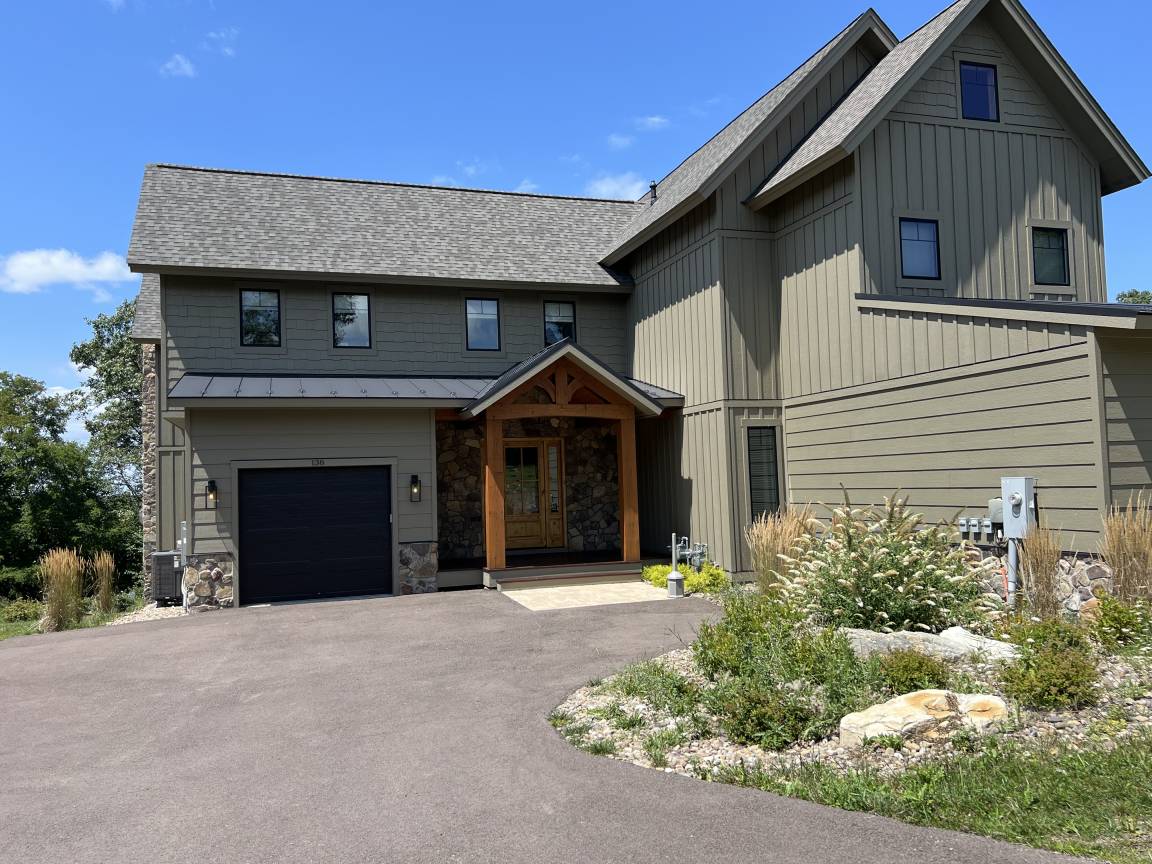 381 M² House ∙ 6 Bedrooms ∙ 16 Guests - Maryland