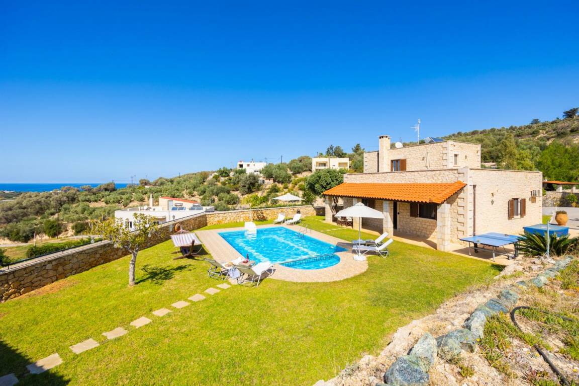 180 M² Villa ∙ 3 Bedrooms ∙ 7 Guests - Ретимно