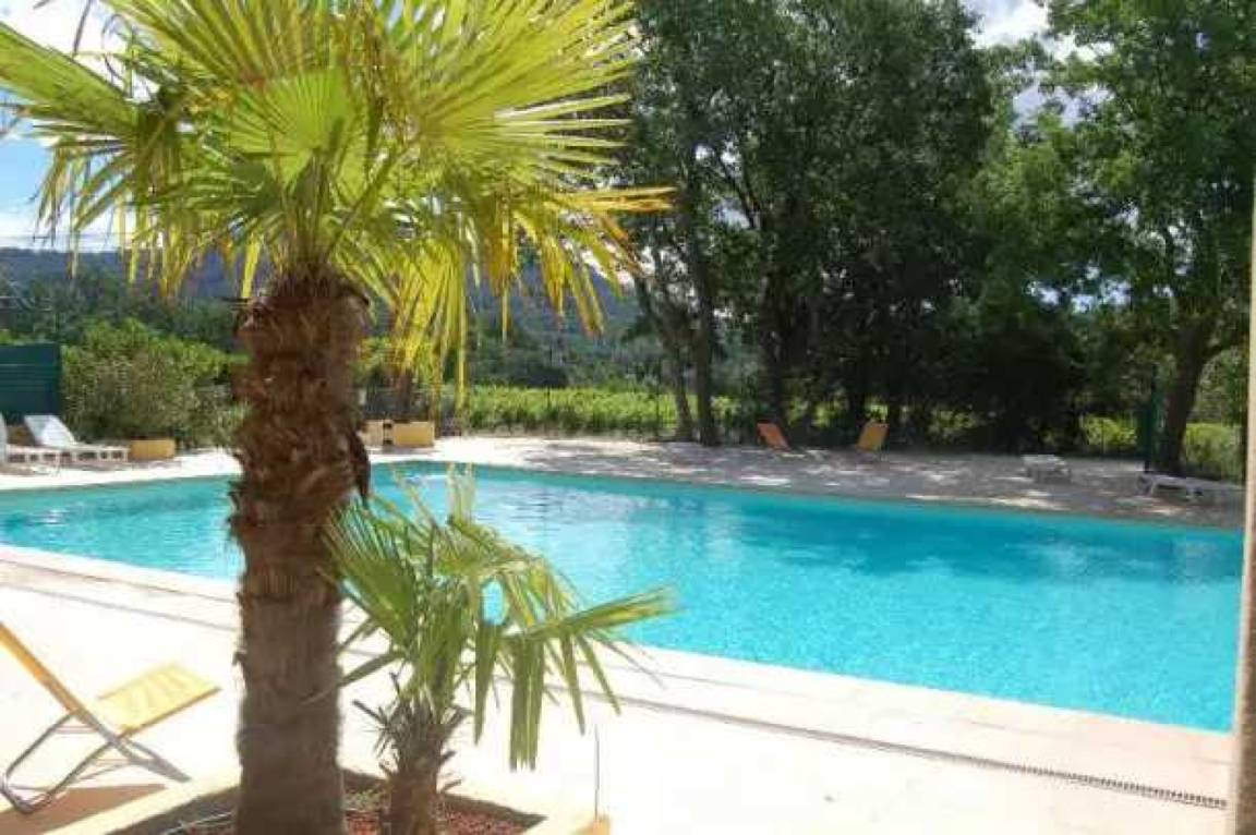 25 M² Camping ∙ 2 Chambres ∙ 5 Personnes - Bonnieux