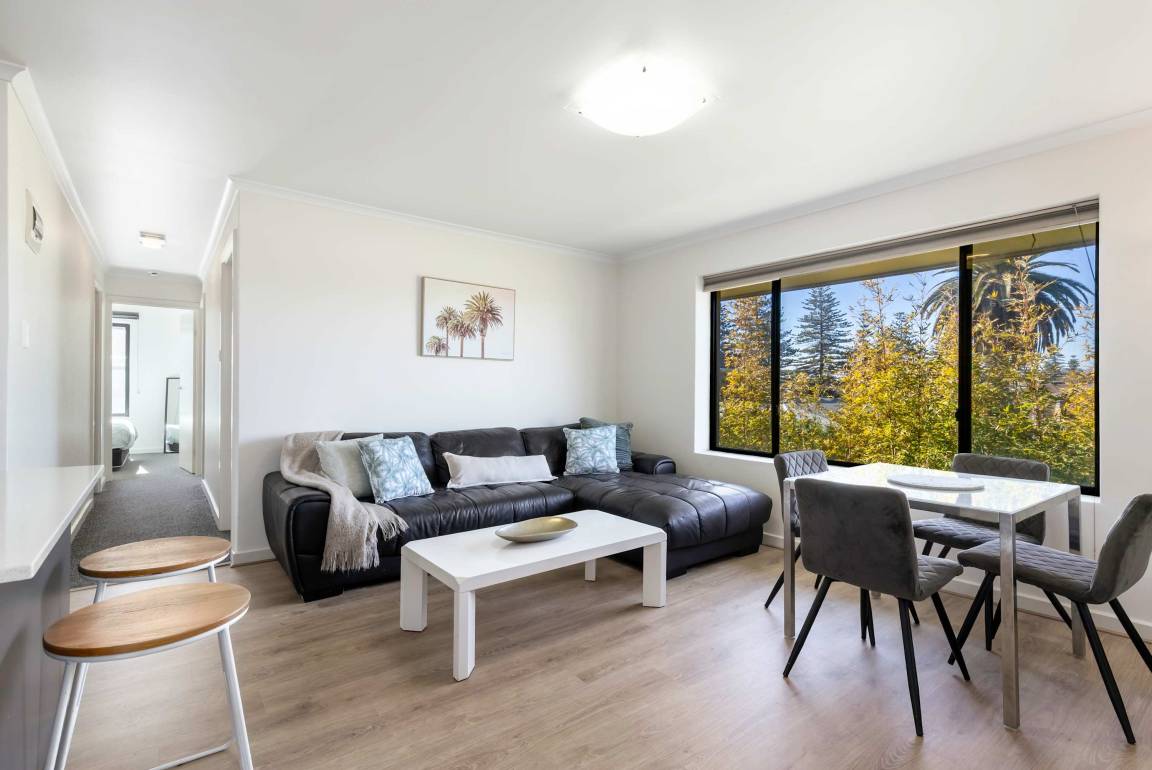 17 M² Apartment ∙ 3 Bedrooms ∙ 6 Guests - Glenelg