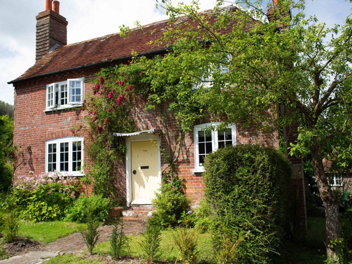 Cottage ∙ 3 Bedrooms ∙ 6 Guests - Brighton