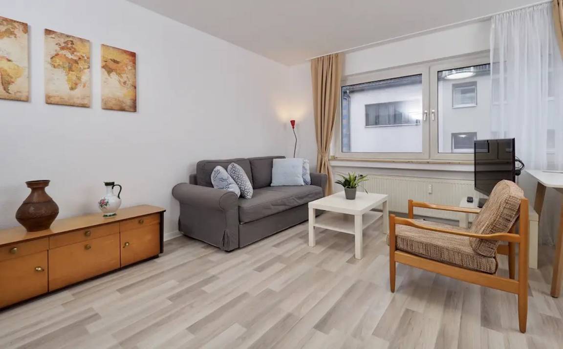 43 M² Ferienwohnung ∙ 1 Gast - Köln