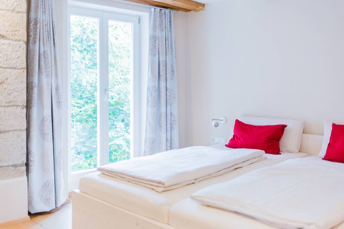 43 M² Ferienwohnung ∙ 1 Schlafzimmer ∙ 2 Gäste - Creglingen