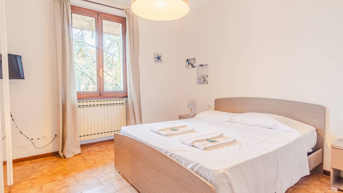 80 M² Apartment ∙ 2 Bedrooms ∙ 6 Guests - Desenzano del Garda