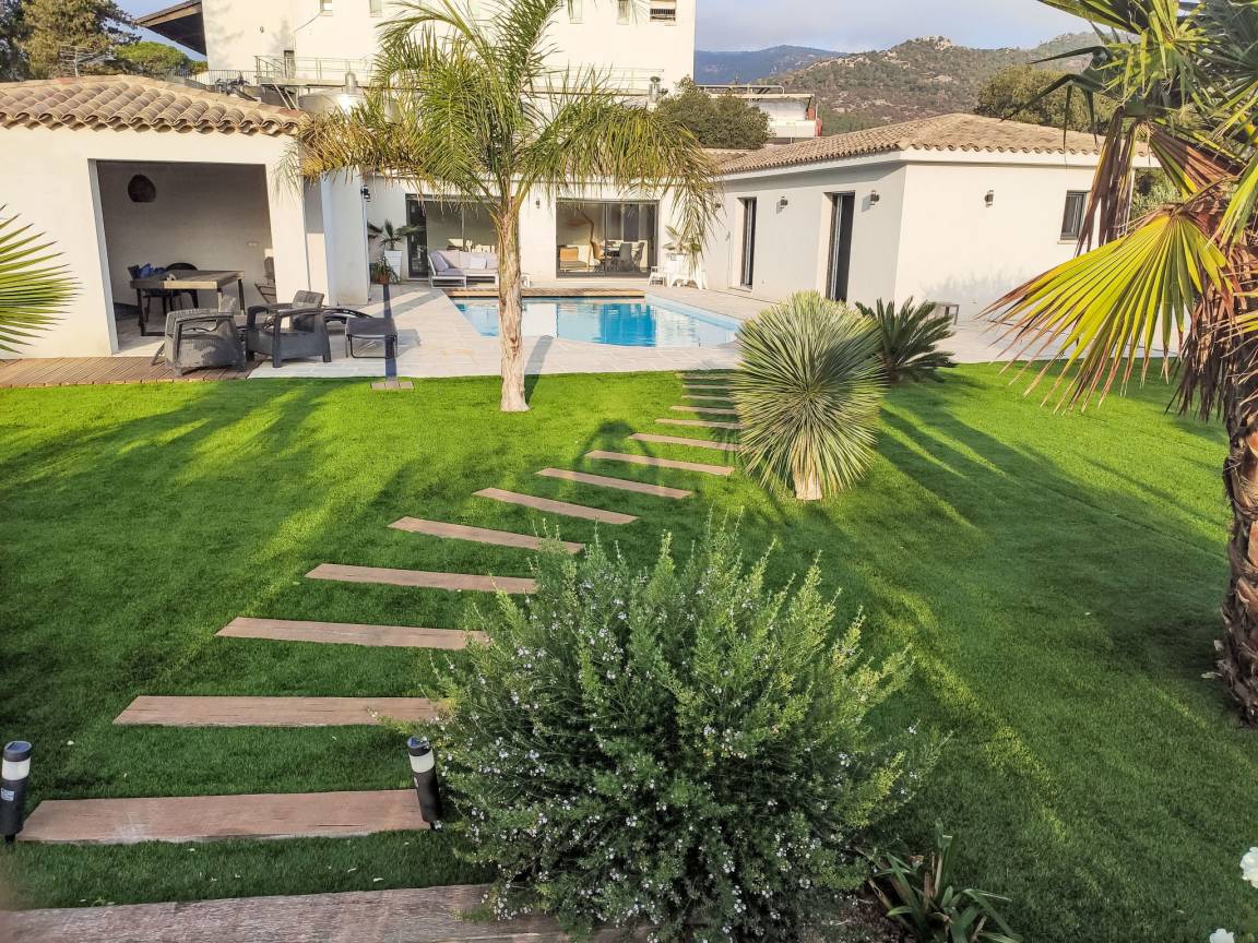 140 M² Maison De Vacances ∙ 3 Chambres ∙ 6 Personnes - Le Plan-de-la-Tour