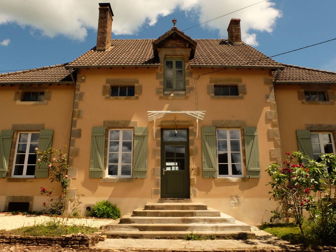 100 M² Cottage ∙ 3 Chambres ∙ 6 Personnes - Nièvre