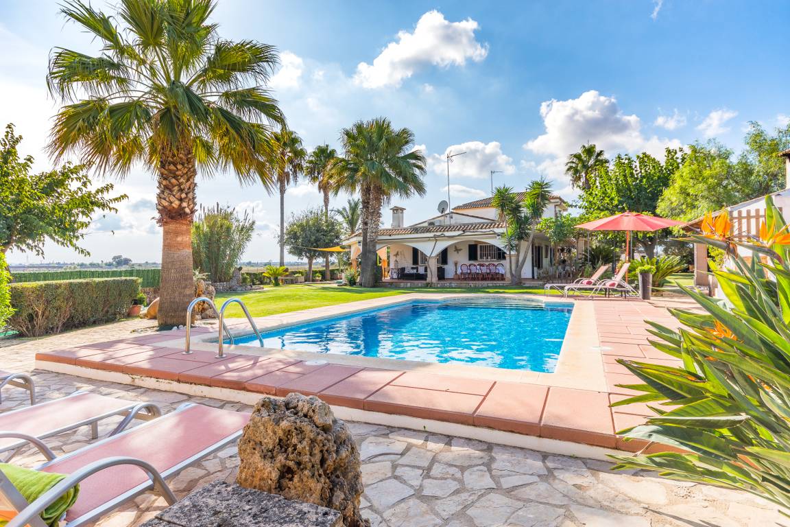 150 M² Maison De Campagne ∙ 3 Chambres ∙ 6 Personnes - Can Picafort